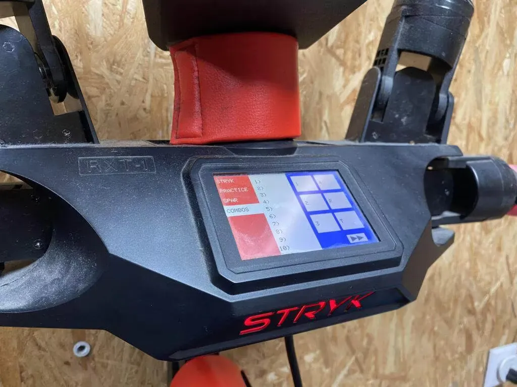 RECENZJA: robot treningowy STRYK - Blogujmy24.pl